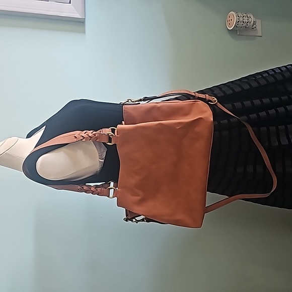 Universal Thread | Bags | Universal Thread Light Brown Shoulder Bag And ...